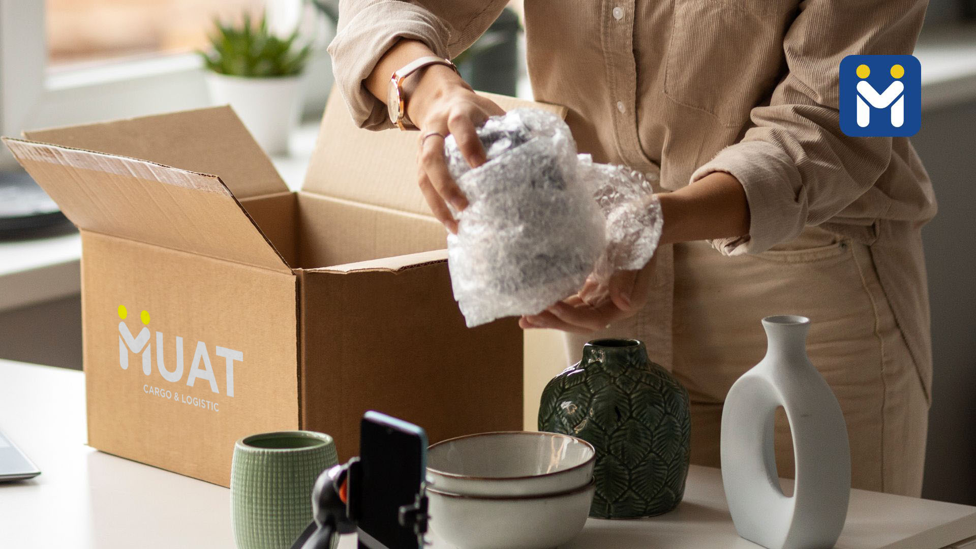 5 Tips Packing Barang Pecah Belah Paling Mudah dan Aman